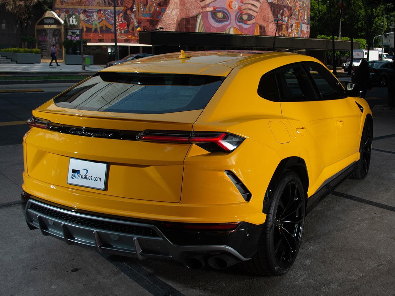 Lamborghini Urus 4.0L (2020), precios y cotizaciones.