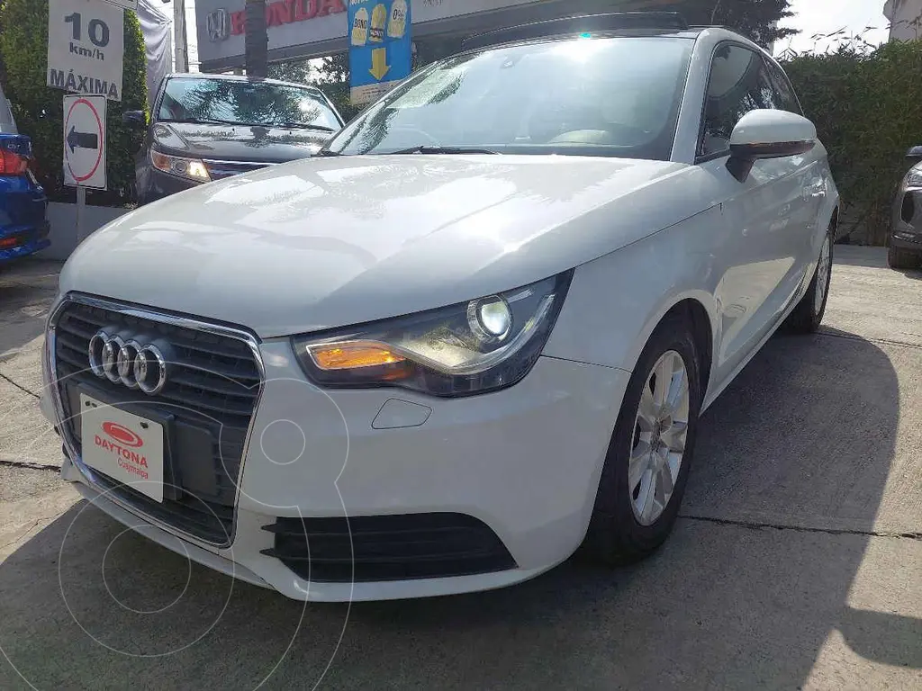 Audi A1 Cool S Tronic usado (2015) color Blanco precio $289,000