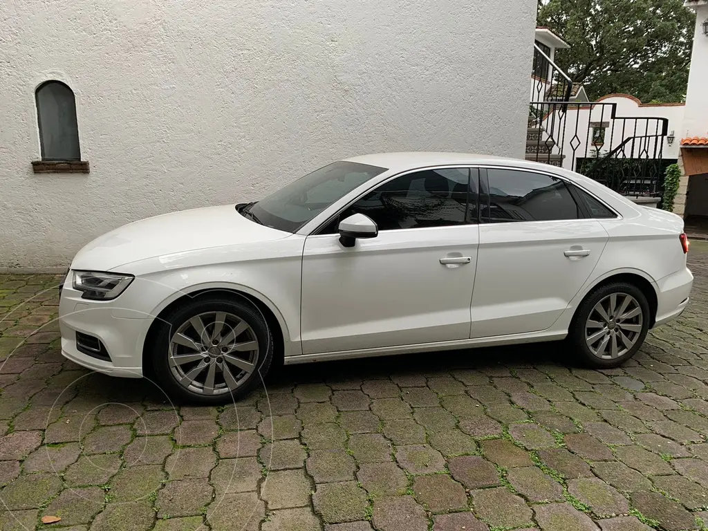 Audi A3 Sedan Sedan 35 TFSI Select Aut usado (2020) color Blanco ...