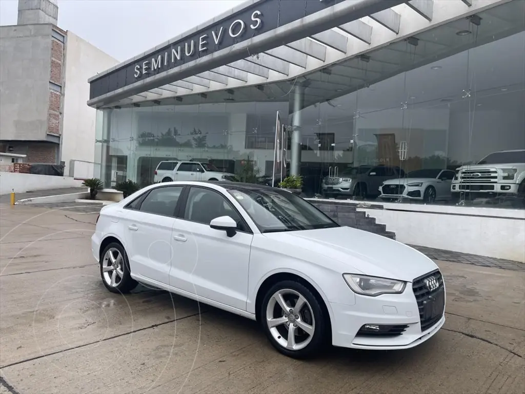 Audi A3 1.4L Ambiente Aut usado (2016) color Blanco precio $295,000