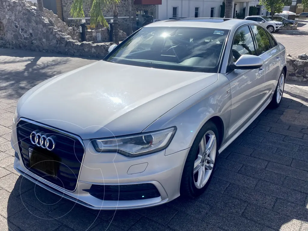 Audi A6 2.0T S Line usado (2014) color Plata Hielo precio $310,000