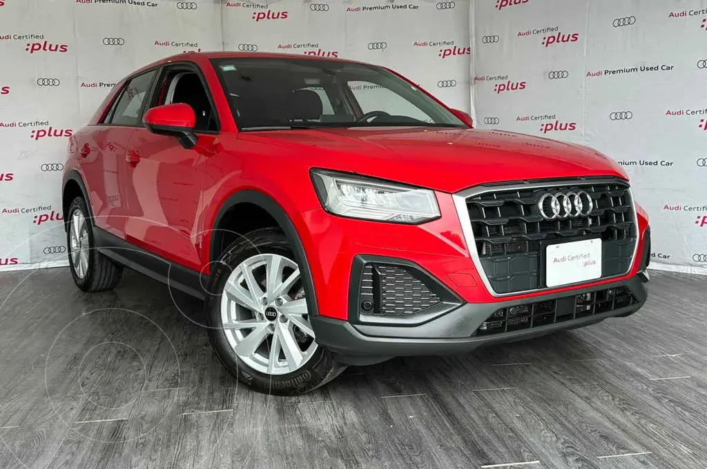 Audi Q2 35 TFSI Dynamic usado (2022) color Rojo precio $488,700