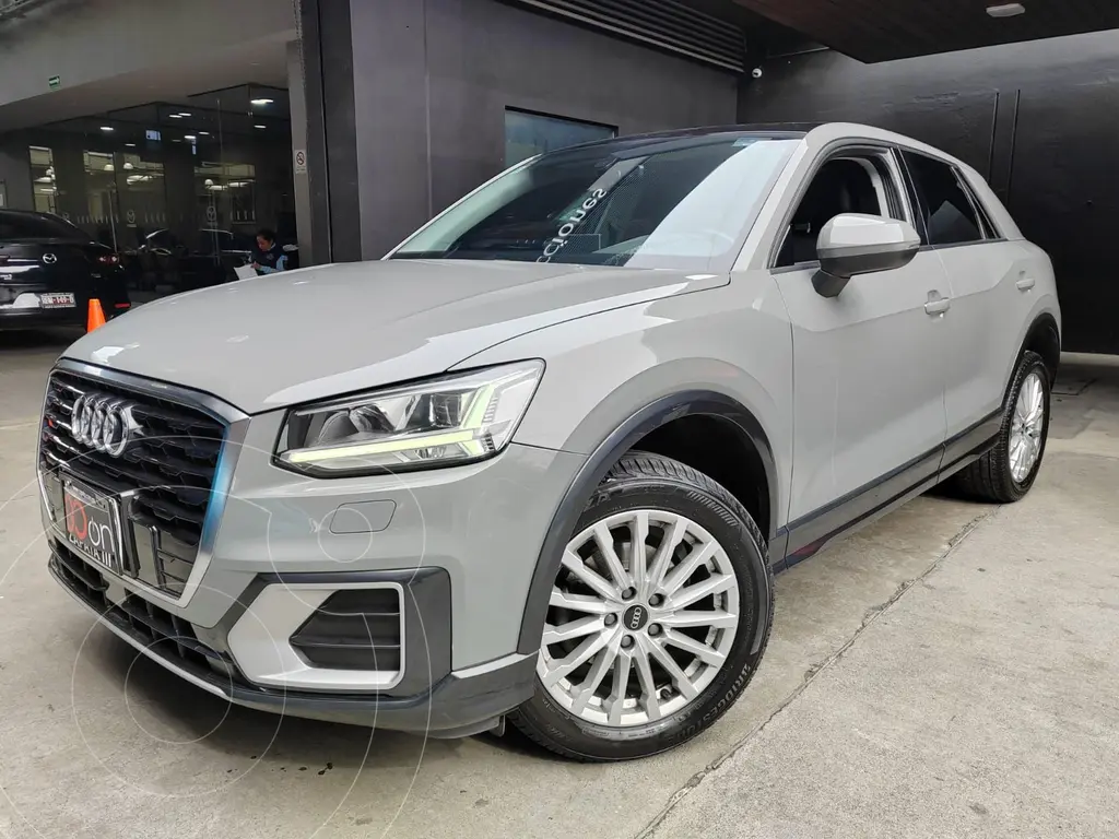 Audi Q2 35 TFSI Select usado (2020) color Gris precio $535,000