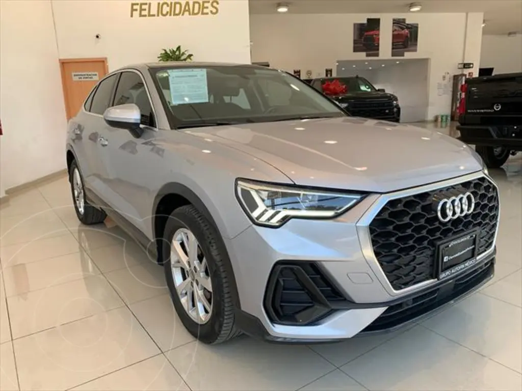 Audi Q3 Sportback 35 TFSI Select usado (2021) color plateado precio ...