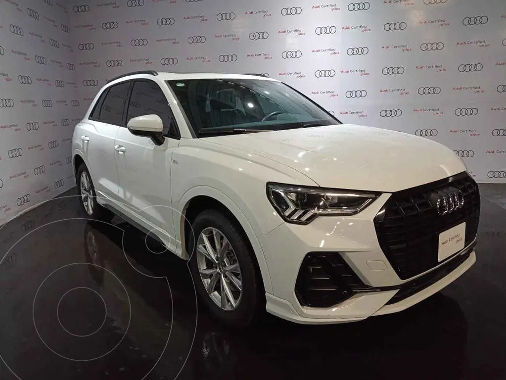 Audi Q3 35 TFSI S Line usado (2024) color Blanco precio $888,150