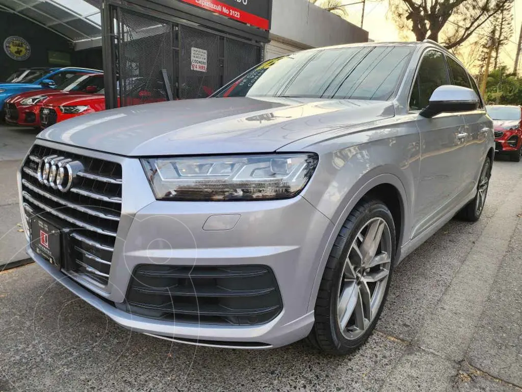 Audi Q7 3.0L TFSI S Line Quattro (333Hp) usado (2018) color Plata ...