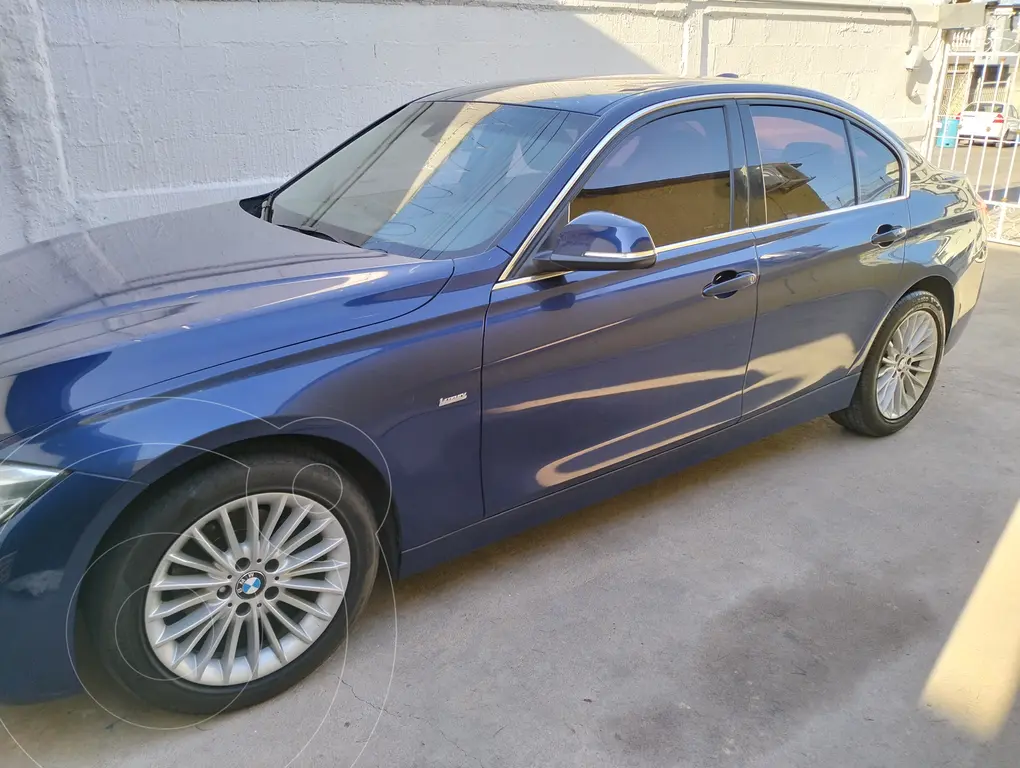 BMW Serie 3 320i Luxury Line usado (2016) color Azul precio $270,000