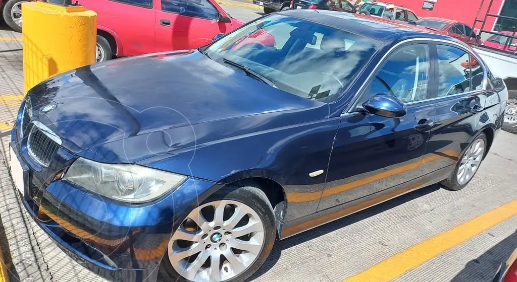 BMW Serie 3 325i Progressive usado (2007) color Azul precio $139,000