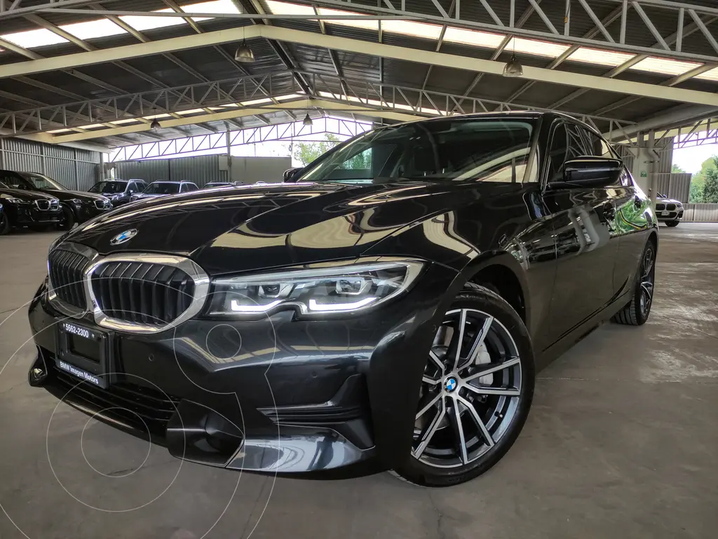 BMW Serie 3 330iA Sport Line Plus usado (2020) color Negro Zafiro ...