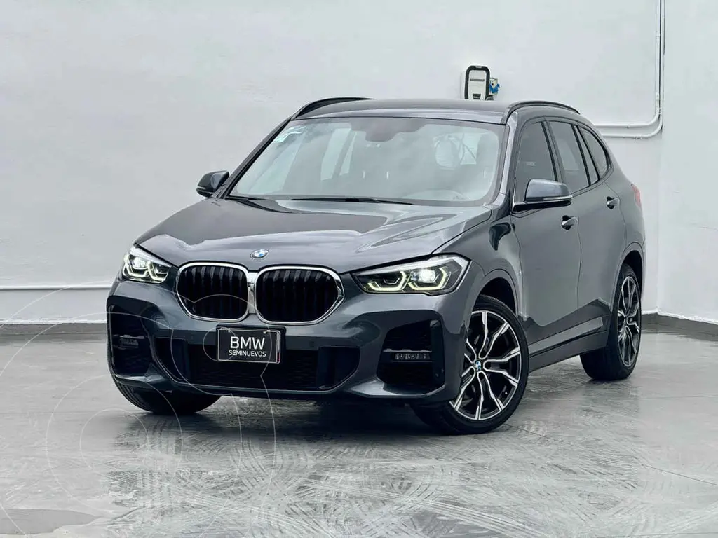 BMW X1 sDrive 20iA usado (2021) color Gris precio $549,000