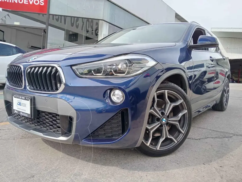BMW X2 sDrive18i usado (2021) color Azul precio $620,000
