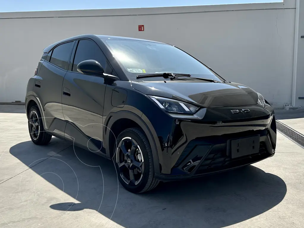 BYD Dolphin Mini 380km usado (2024) color Negro precio $359,000