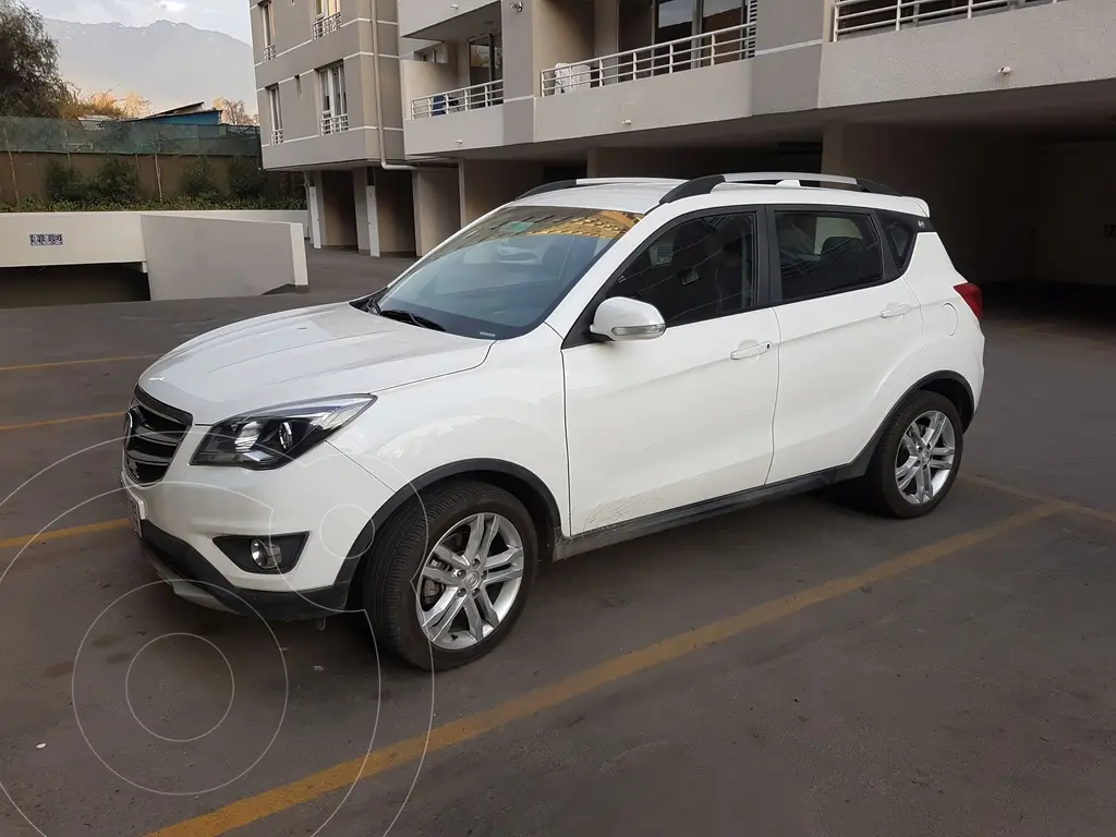 Changan CS35 1.6L Confort usado (2018) color Blanco precio $5.800.000