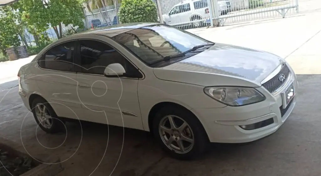Chery Orinoco 1.8L usado (2016) color Blanco precio u$s9.000