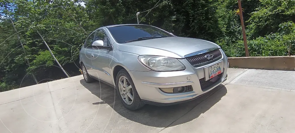Chery Orinoco 1.8L usado (2015) color Plata precio u$s5.900