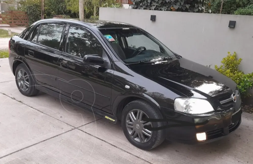 Chevrolet Astra GL 2.0 5P usado (2008) color Negro precio u$s8.500