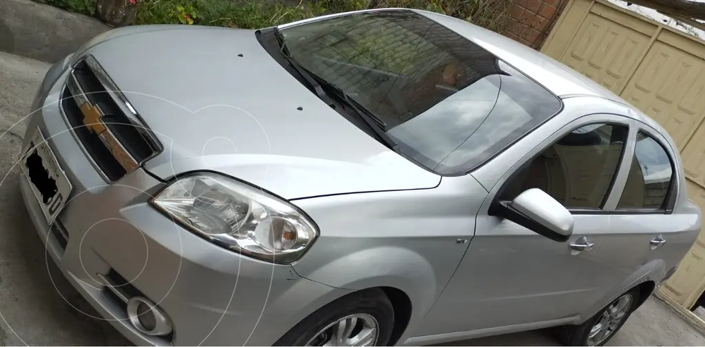 Chevrolet Aveo Emotion 1.6L GLS usado (2015) color Plata precio u$s9.700