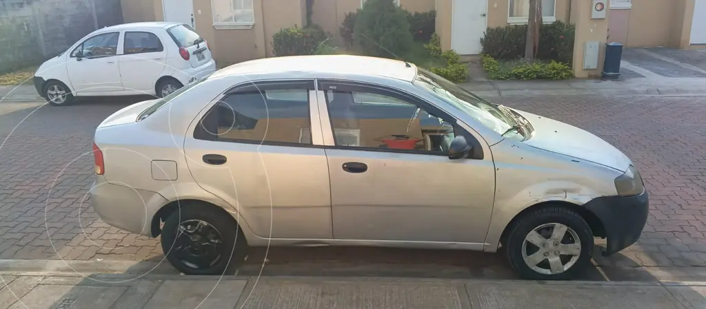 Chevrolet Aveo Emotion 1.6L GLS usado (2011) color Plata precio u$s5.000