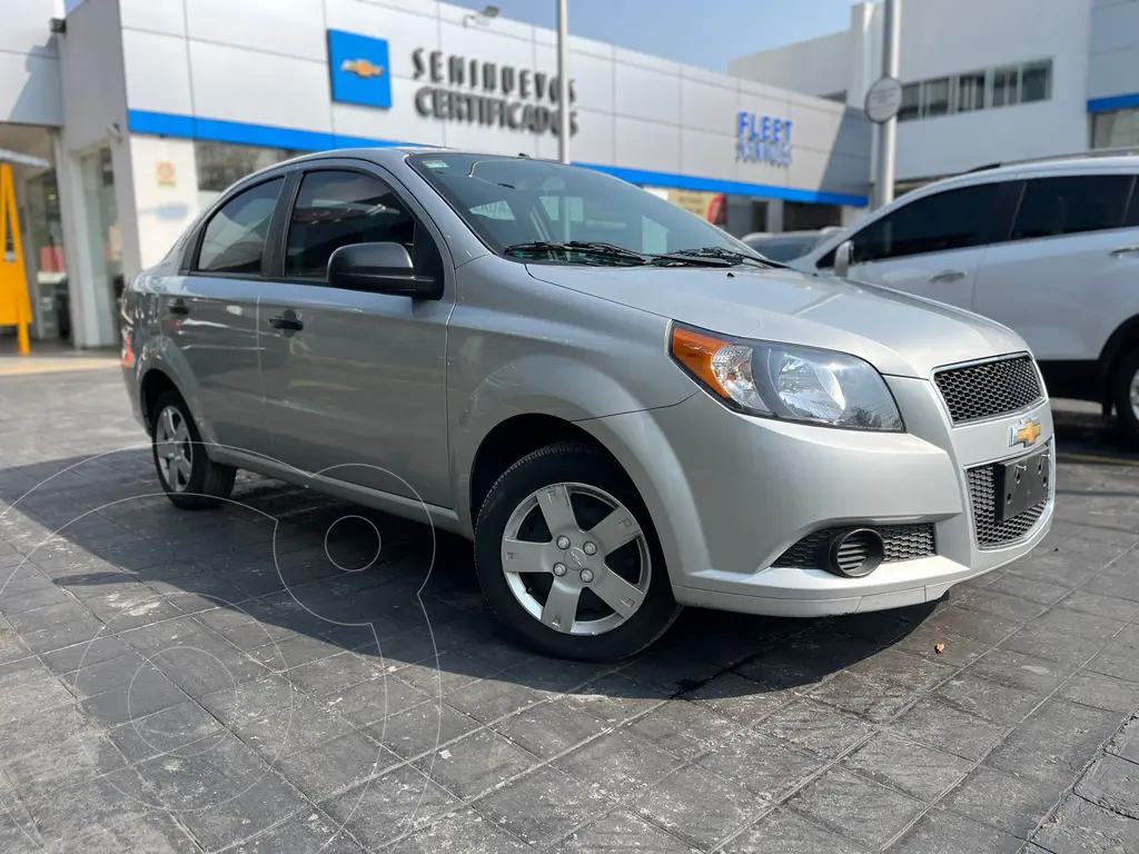 Chevrolet Aveo LS Aa usado (2016) color plateado precio $140,000