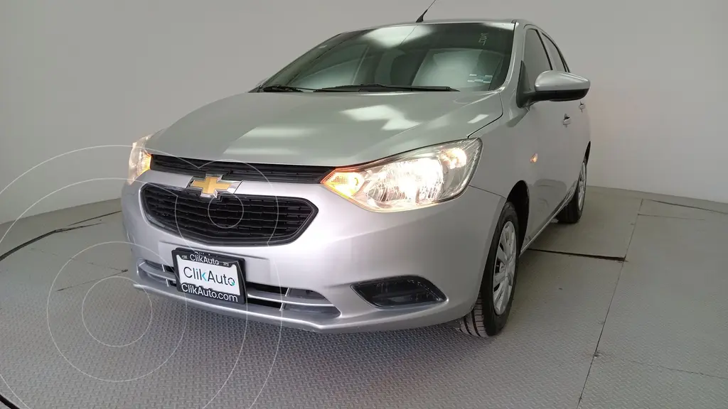 Chevrolet Aveo LS usado (2020) color plateado precio $208,965