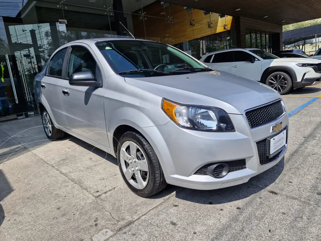 Chevrolet Aveo LT usado (2014) color Gris Oxford precio $132,000