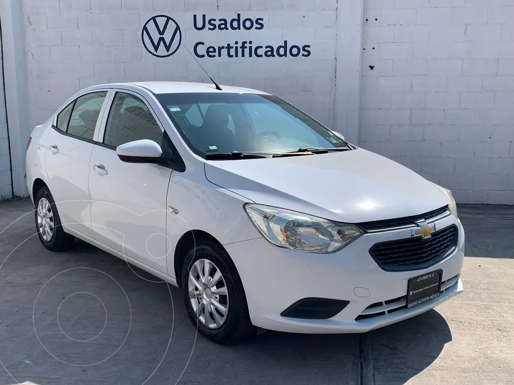 Chevrolet Aveo LS usado (2020) color Blanco precio $209,900