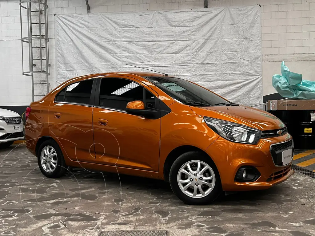 Chevrolet Beat Hatchback LTZ usado (2020) color Naranja precio $215,000