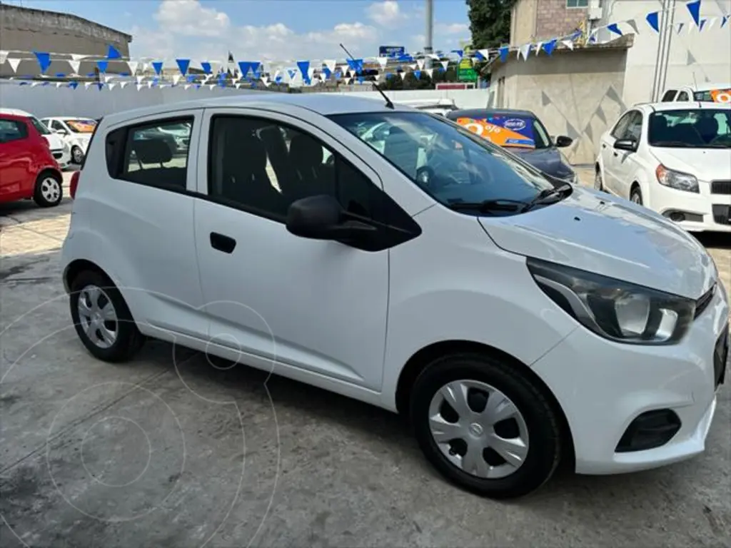 Chevrolet Beat Hatchback LTZ usado (2020) color Blanco precio $195,000