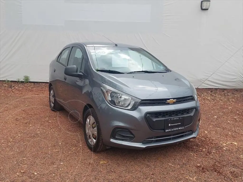 Chevrolet Beat Hatchback LTZ usado (2020) color Gris precio $205,000