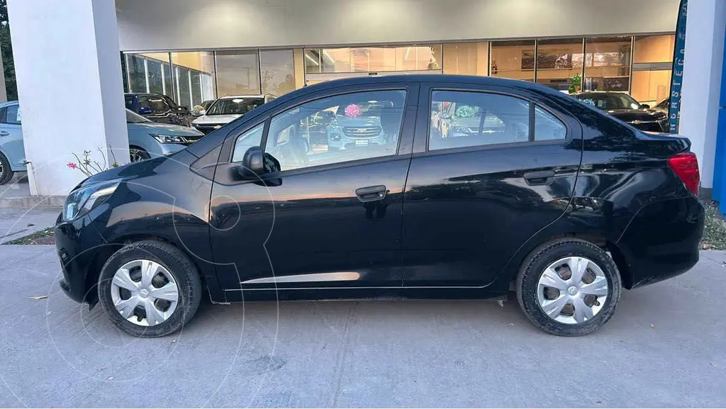 Chevrolet Beat Hatchback LT usado (2019) color Negro precio $195,000