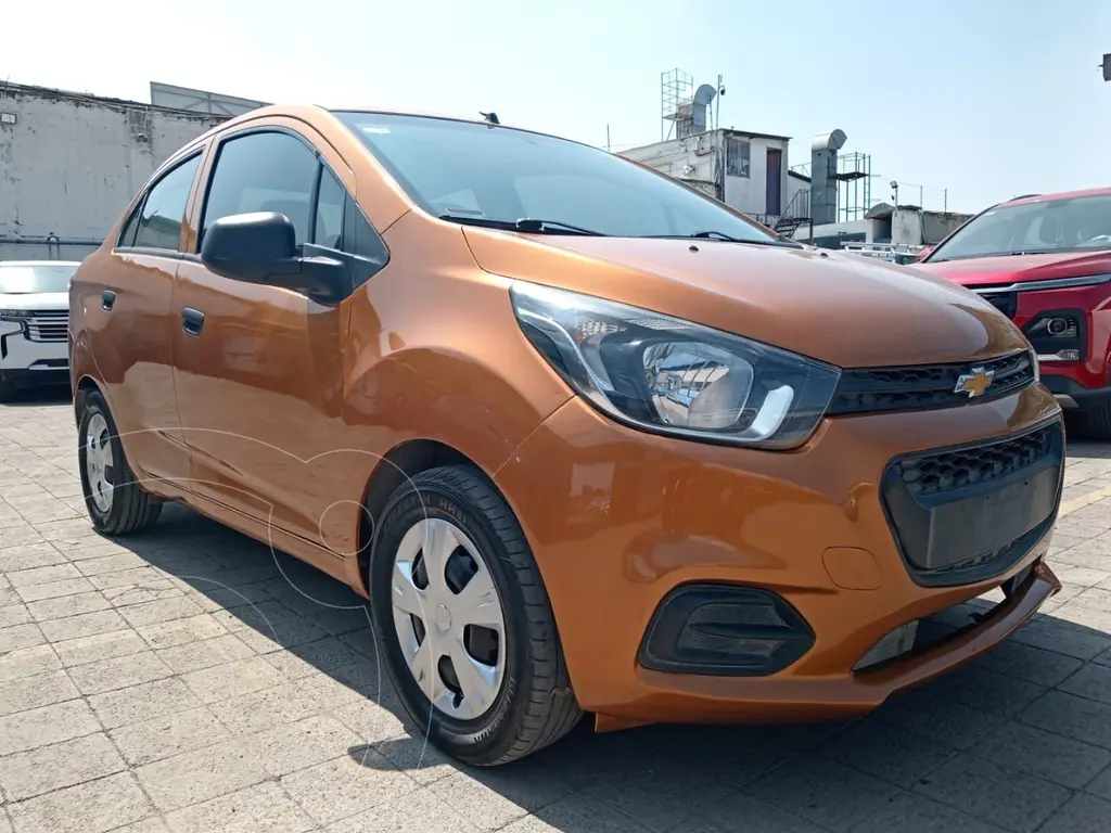 Chevrolet Beat Hatchback LTZ usado (2020) color Ocre precio $160,000