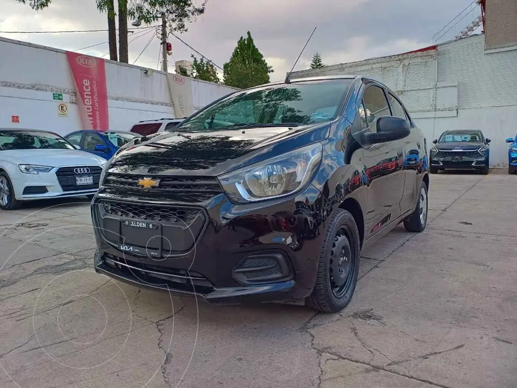 Chevrolet Beat Notchback LT usado (2019) color Negro precio $189,000