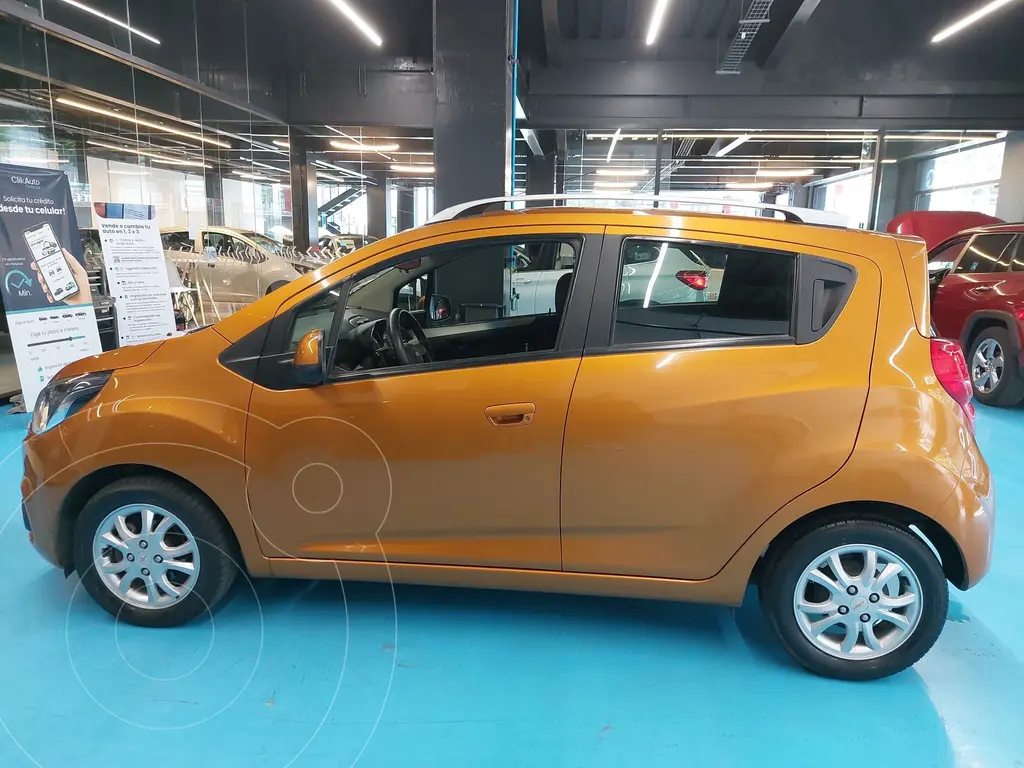 Chevrolet Beat Notchback LTZ Sedan usado (2019) color Naranja precio ...