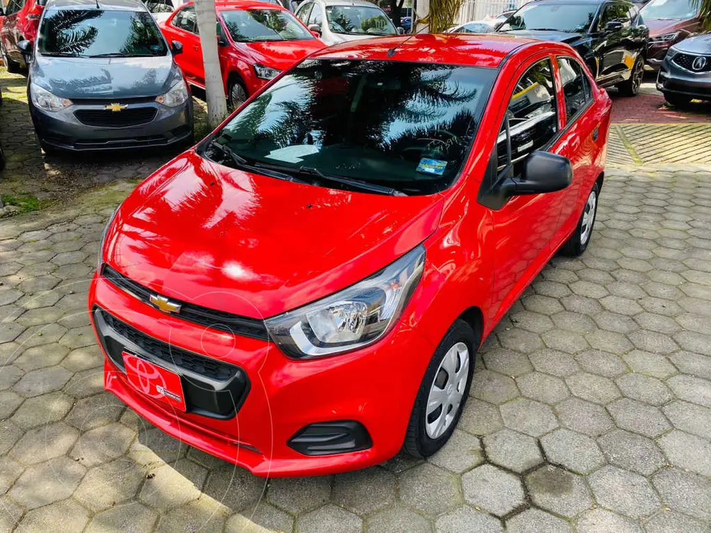 Chevrolet Beat Notchback LT usado (2018) color Rojo precio $177,000