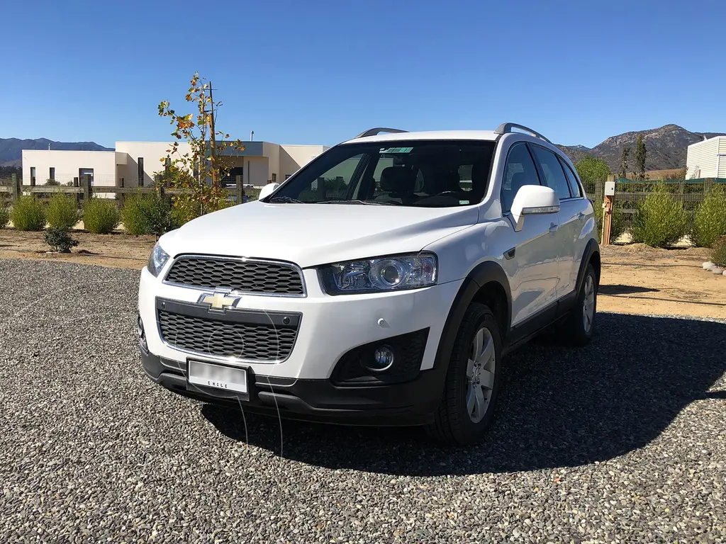 Chevrolet Captiva 2.4L LT 4X2 Aut usado (2015) color Blanco precio $8. ...