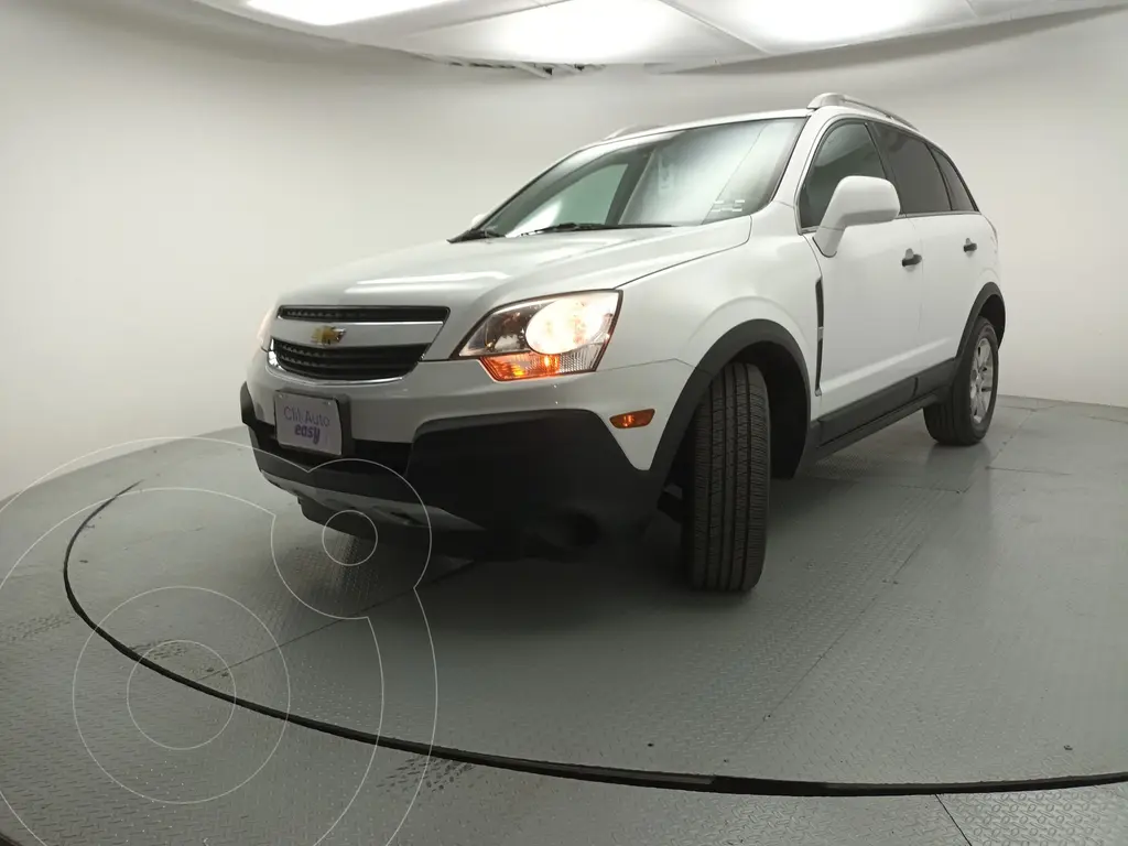Chevrolet Captiva LT 5 pas usado (2014) color Blanco precio $185,000