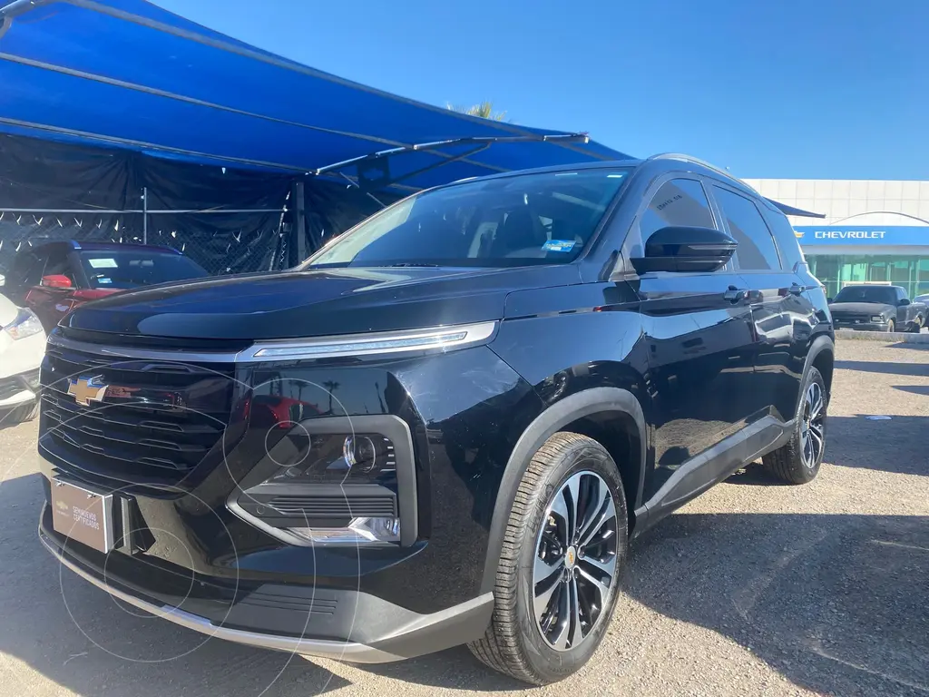 Chevrolet Captiva LT 7 pas usado (2022) color Negro precio $450,000