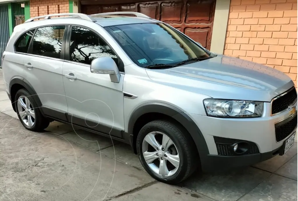 Chevrolet Captiva 1.5T LT usado (2013) color Plata precio u$s13,400