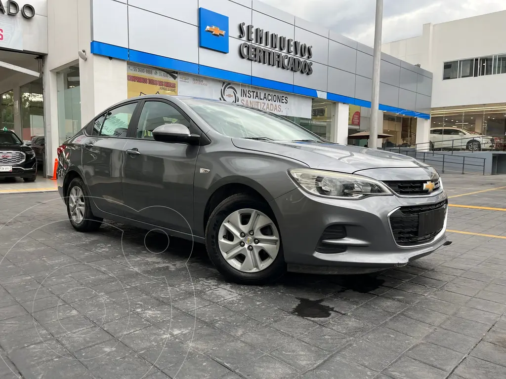 Chevrolet Cavalier LS Aut usado (2020) color Gris precio $243,000