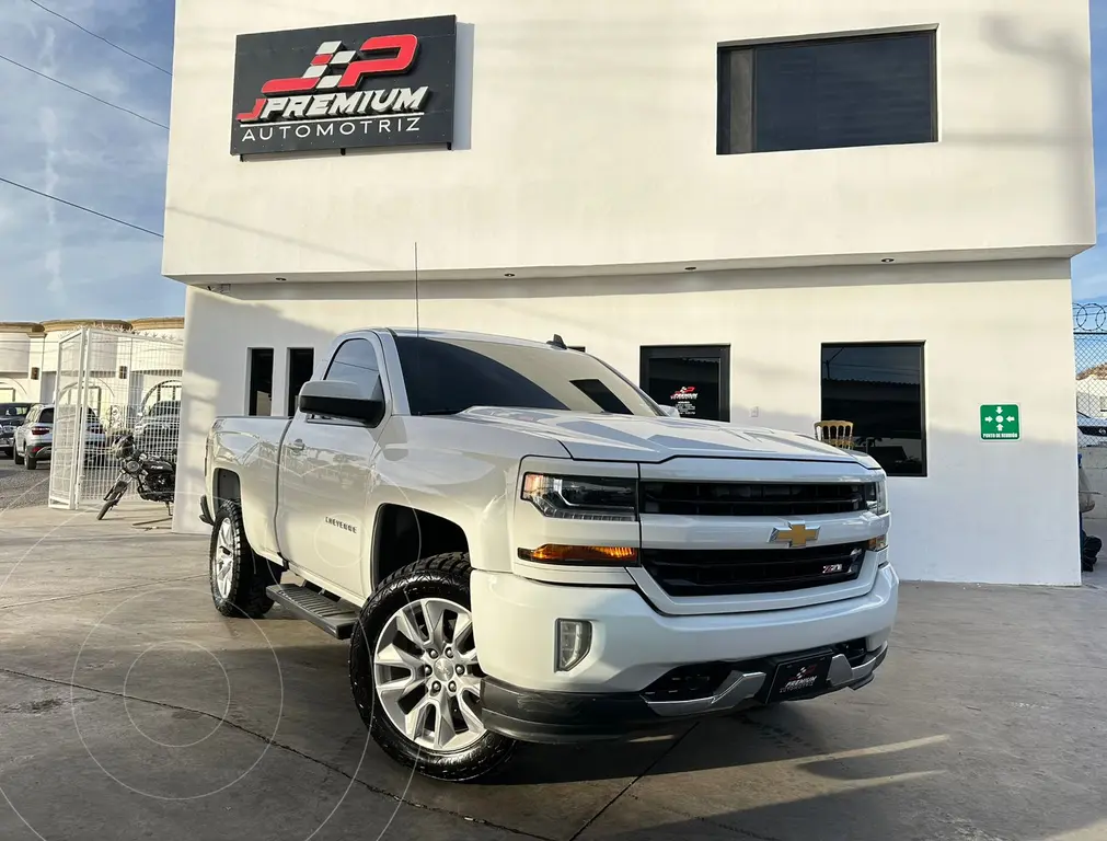 Chevrolet Cheyenne 2500 4x4 Cab Reg LT Z71 usado (2017) color Blanco ...
