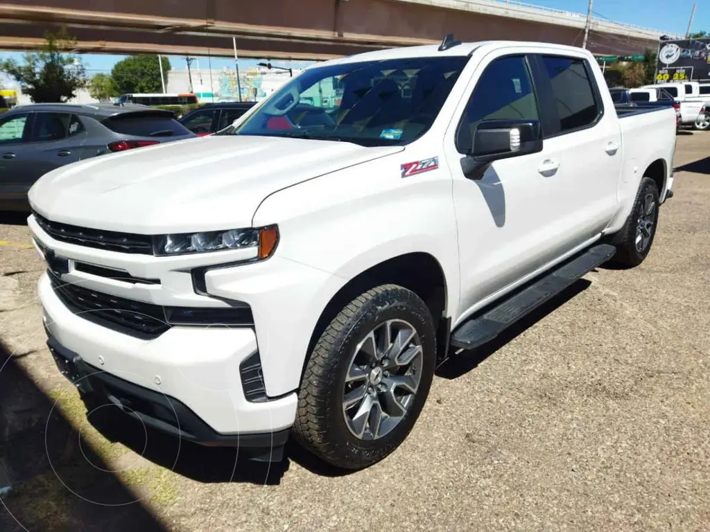 Chevrolet Cheyenne Cabina Doble RST 4X4 financiado en mensualidades ...