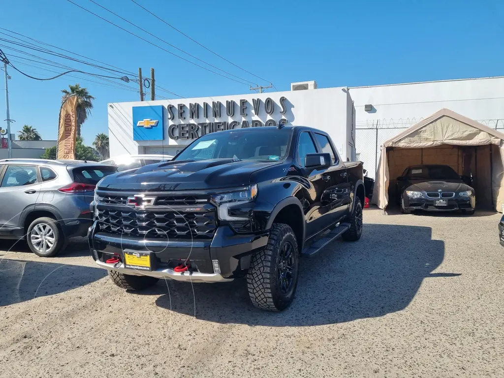 Chevrolet Cheyenne ZR2 usado (2023) color Negro precio $1,250,000