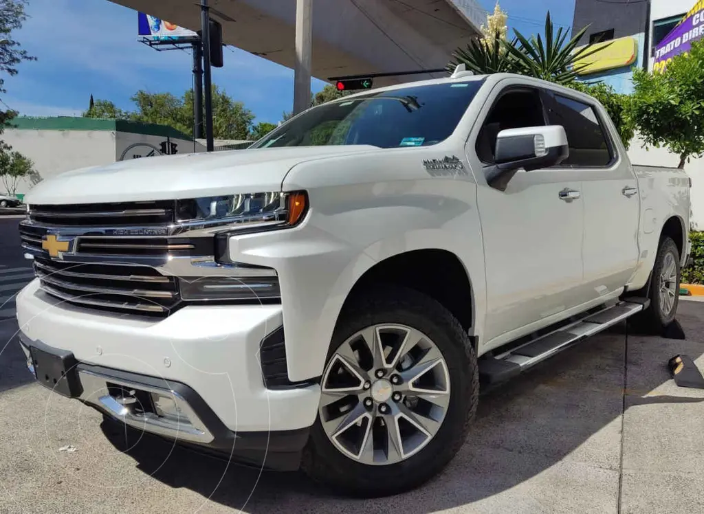 Chevrolet Cheyenne 2500 4x4 Doble Cab High Country usado (2020) color ...