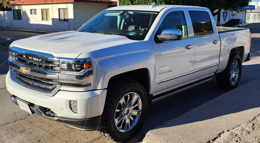 Chevrolet Cheyenne 2500 4x4 Doble Cab High Country usado (2016) color ...