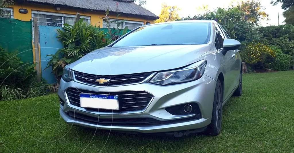 Chevrolet Cruze 5 LTZ usado (2017) color Gris precio u$s17.500