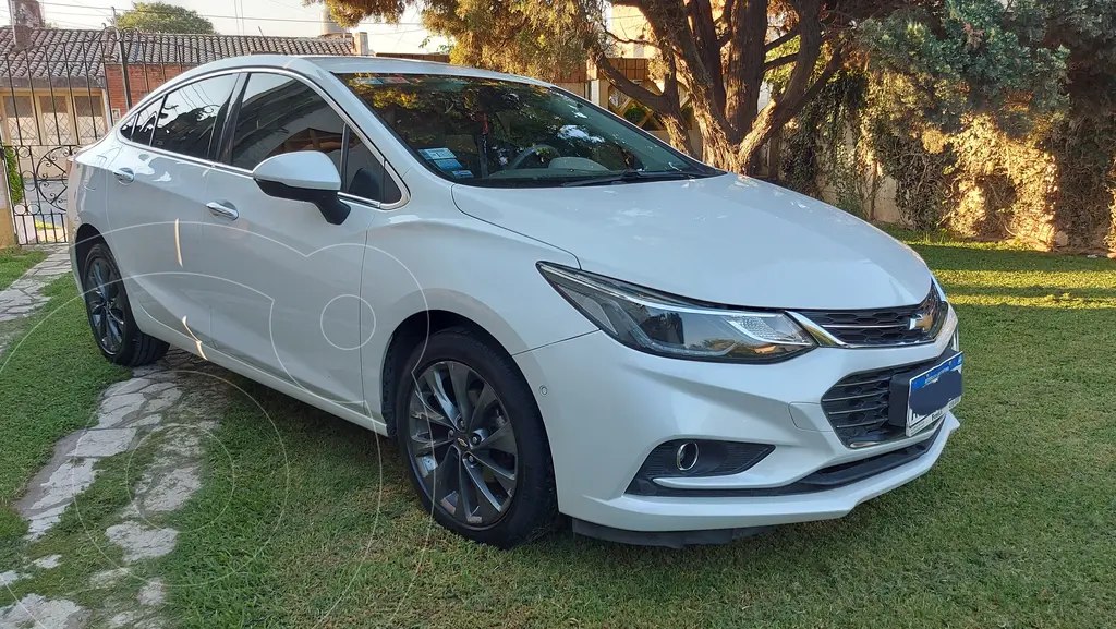 Chevrolet Cruze LTZ Aut Plus usado (2019) color Blanco precio u$s16.400