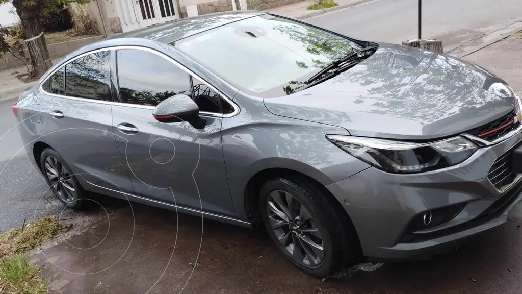 Chevrolet Cruze LTZ Aut Plus usado (2017) color Gris precio $14.000.000