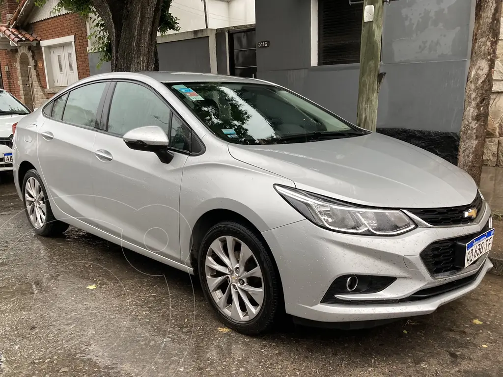 Chevrolet Cruze LT usado (2019) color Gris precio u$s15.000