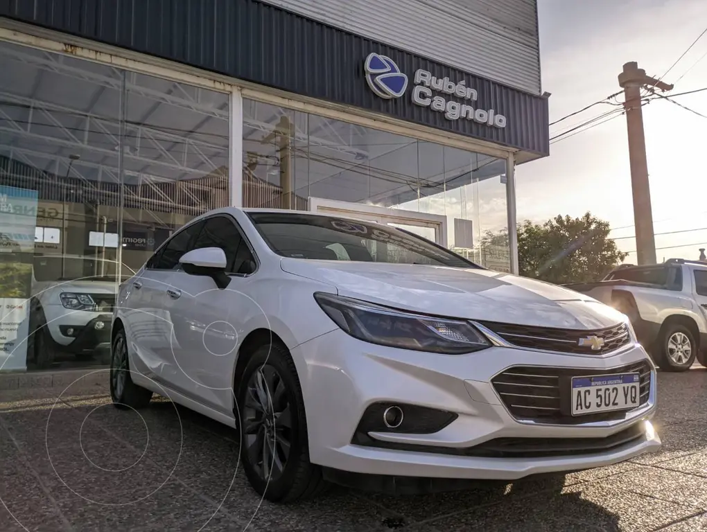 Chevrolet Cruze LTZ usado (2018) color Blanco precio $10.200.000