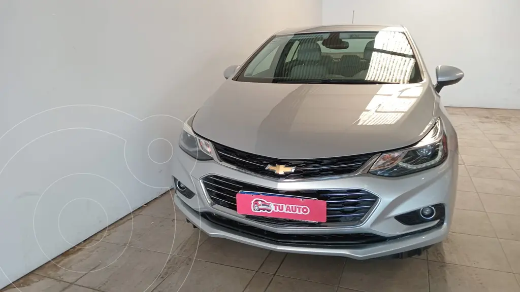 Chevrolet Cruze LTZ Aut usado (2018) color Gris precio $7.750.000